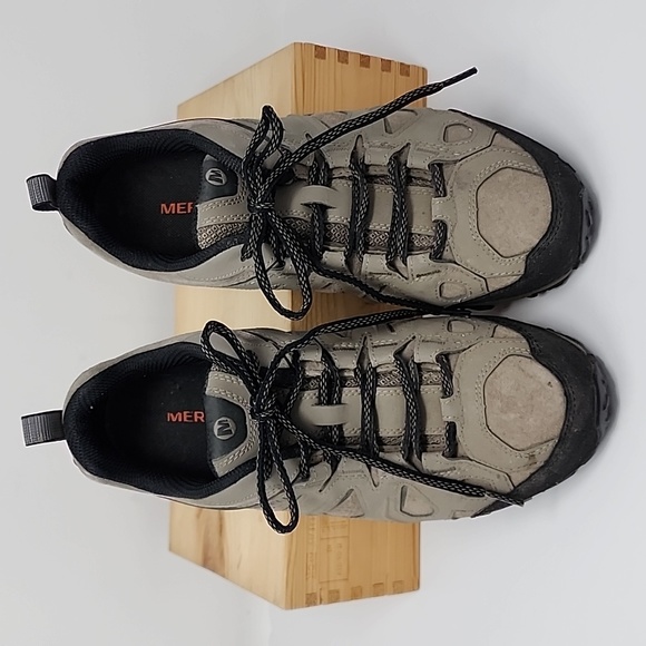 Merrell | Shoes | Mens Merrell Boulder Hiking Shoe 85 | Poshmark